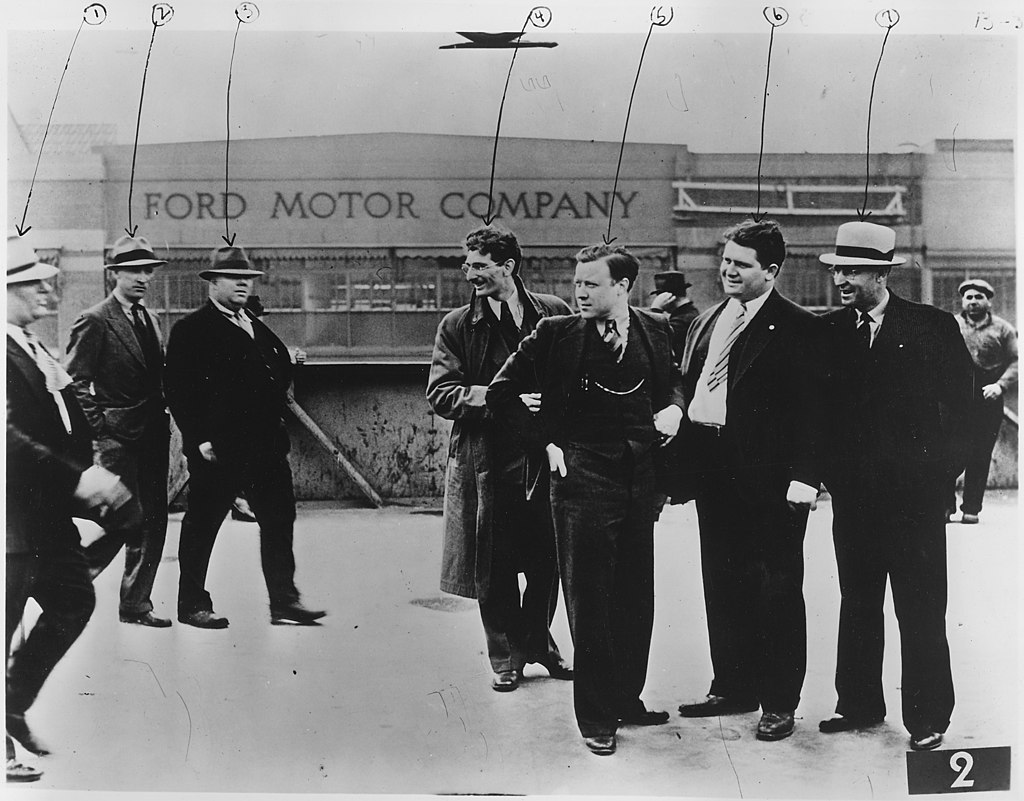Battle of the overpass: Henry Ford, the UAW, and the power of the press