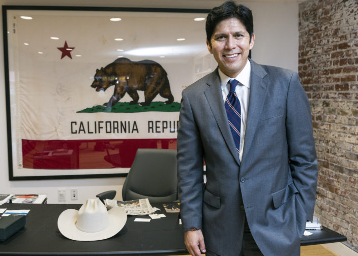 “Sanctuary State”: California legislature passes immigrant rights ...