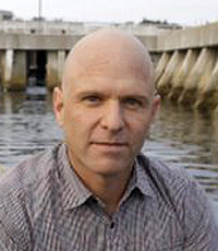 Jason Dearen – People's World
