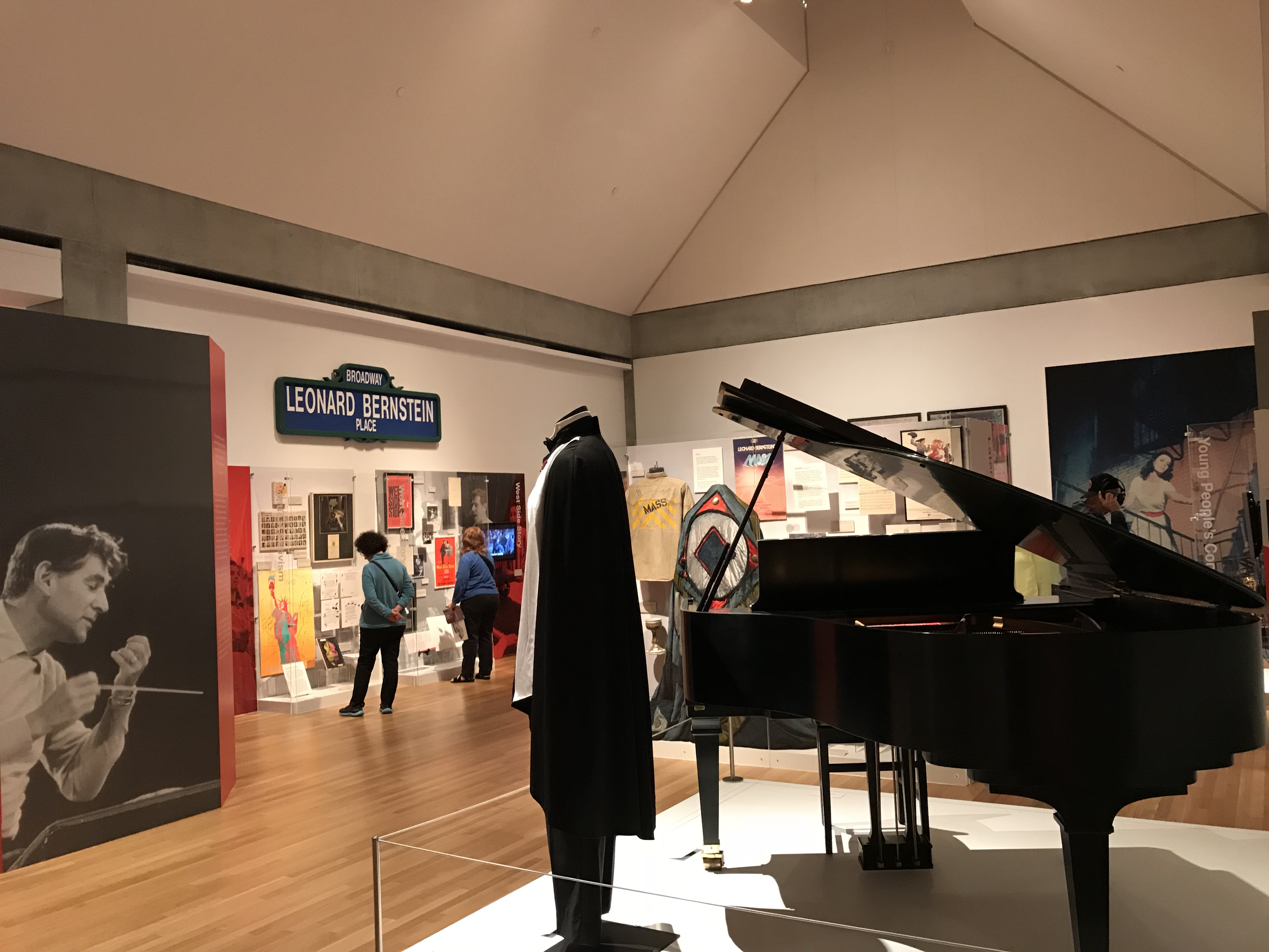 Celebrating Leonard Bernstein’s centennial: Music and politics in ...