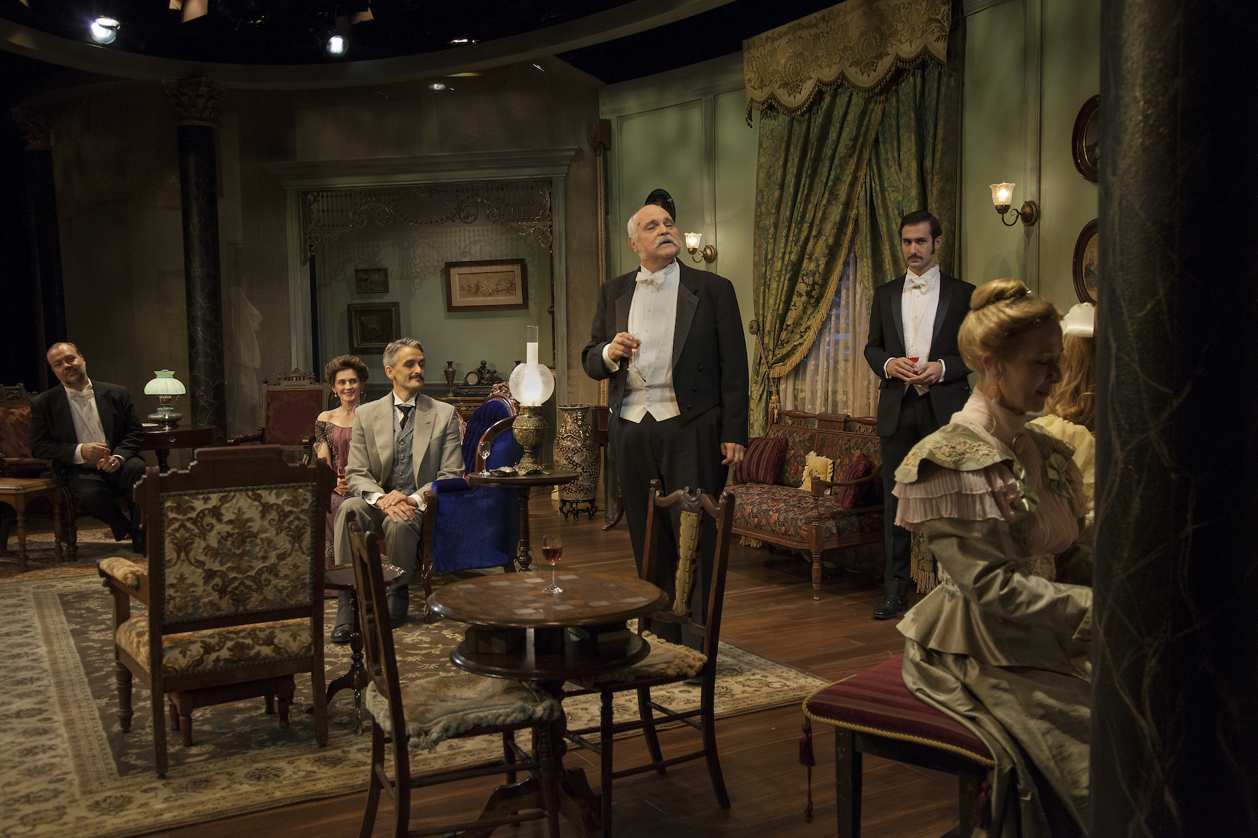 ‘Finks’ and ‘The Little Foxes’: The blacklist echoes through the ...