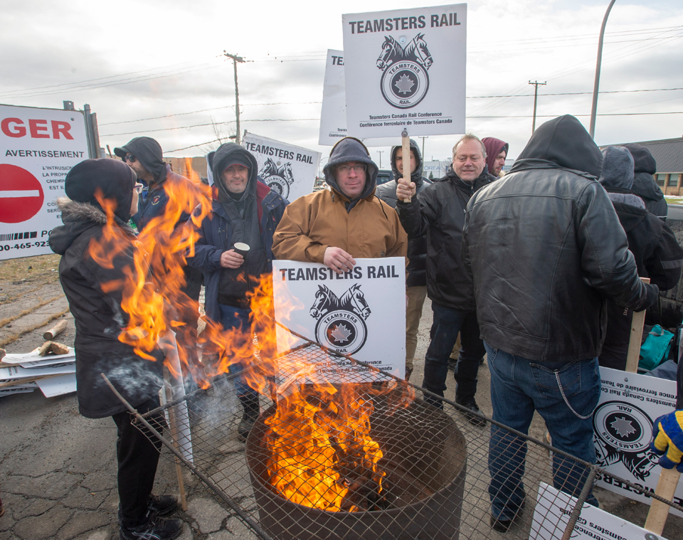 Unsafe practices force Teamsters Canada to strike Canadian National ...