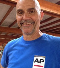 Stephen Wade – People's World