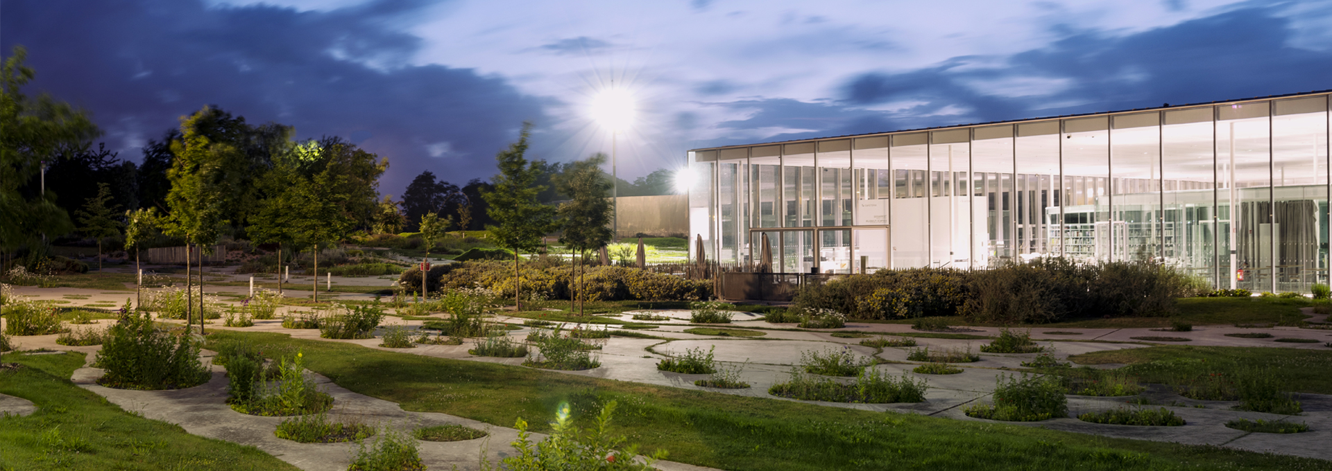 ‘Black Suns’ at Louvre Lens: Coal mines transformed into gift shops ...