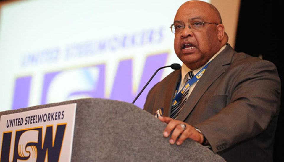 AFL-CIO calls for union training in community relations for cops ...