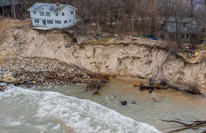 Great Lakes and St. Lawrence climate change damage bill hits $2 billion ...