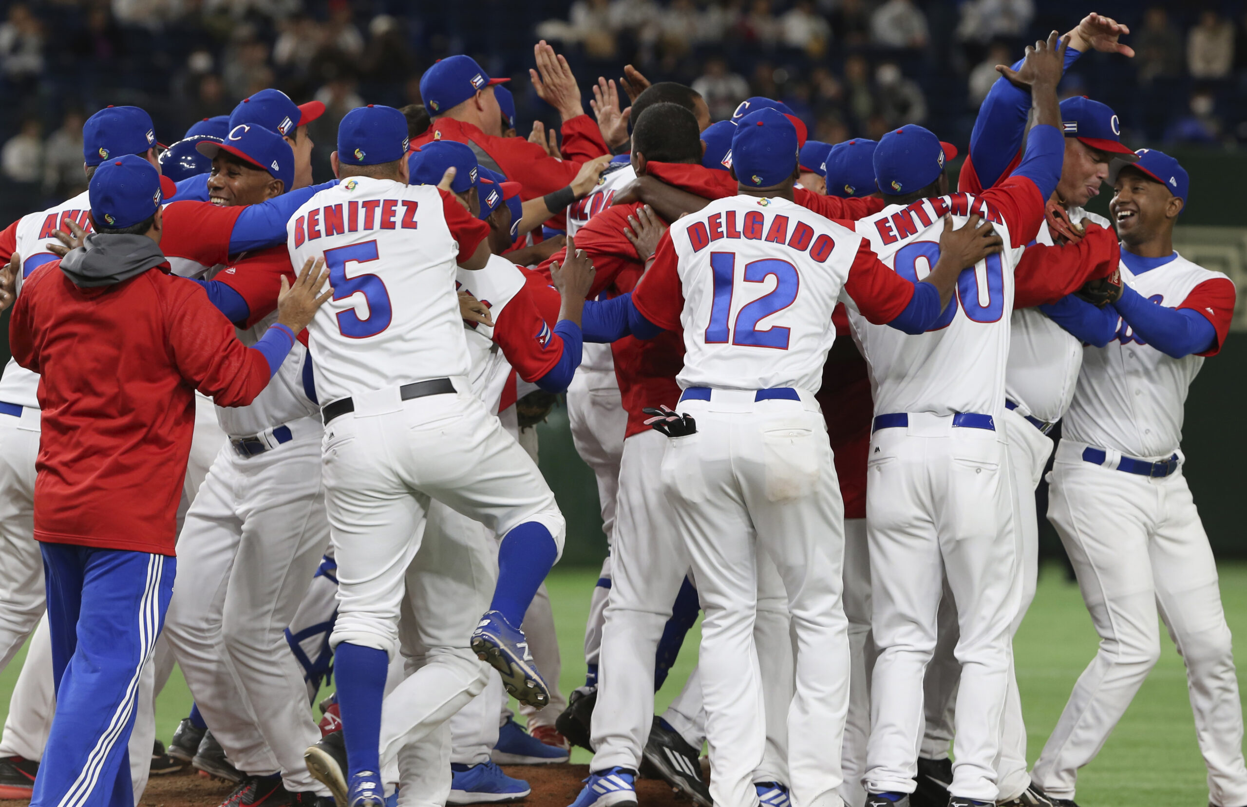 Baseball and socialism in Cuba: Despite some defections, a success ...