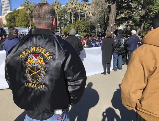 Teamsters launch campaign in California to ban driverless trucks ...