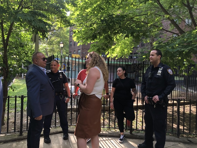 Residents at two NYC Section 9 apartments refuse to be privatized ...