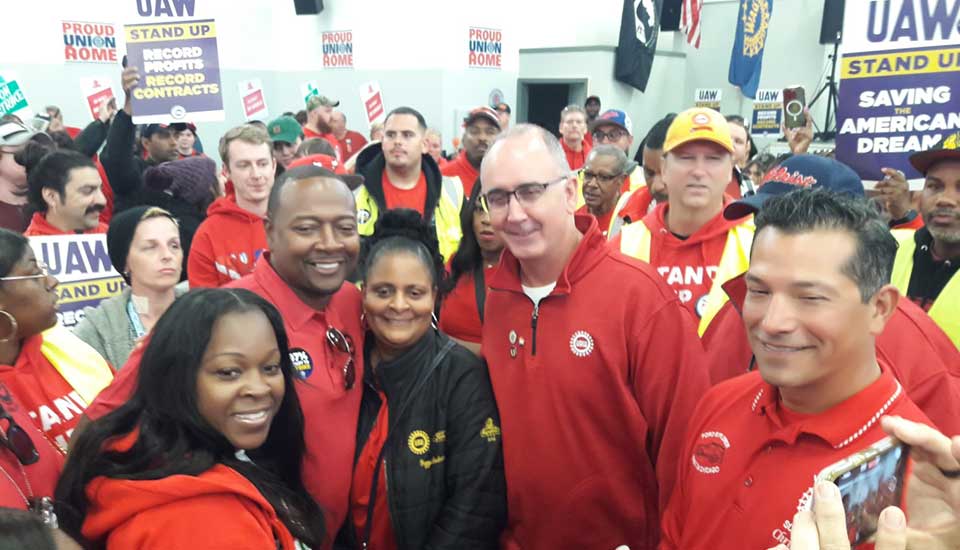 Presidente de la UAW, Shawn Fain: ‘Esta no es sólo nuestra lucha, es la ...