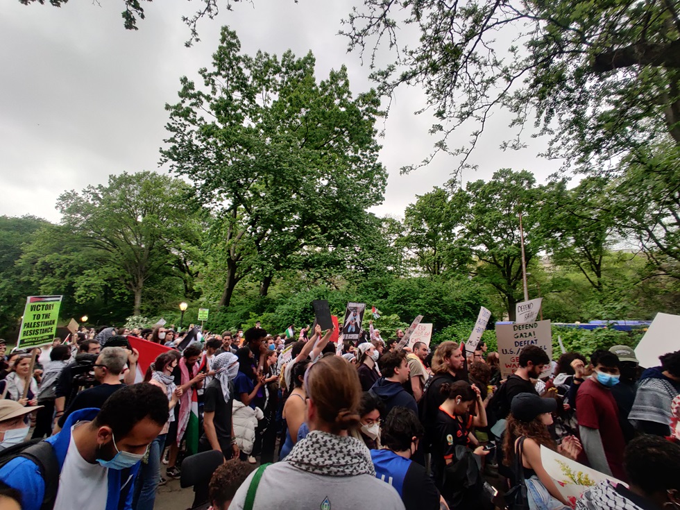 N.Y. ceasefire protests face violent attacks as celebrities party ...