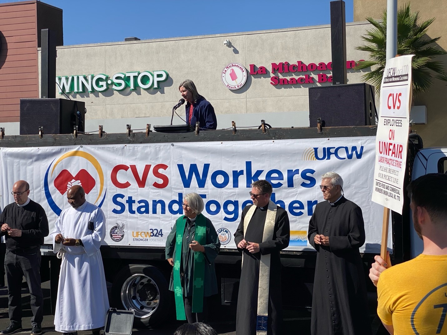 CVS workers battle their ‘Extra Careless’ boss – People's World