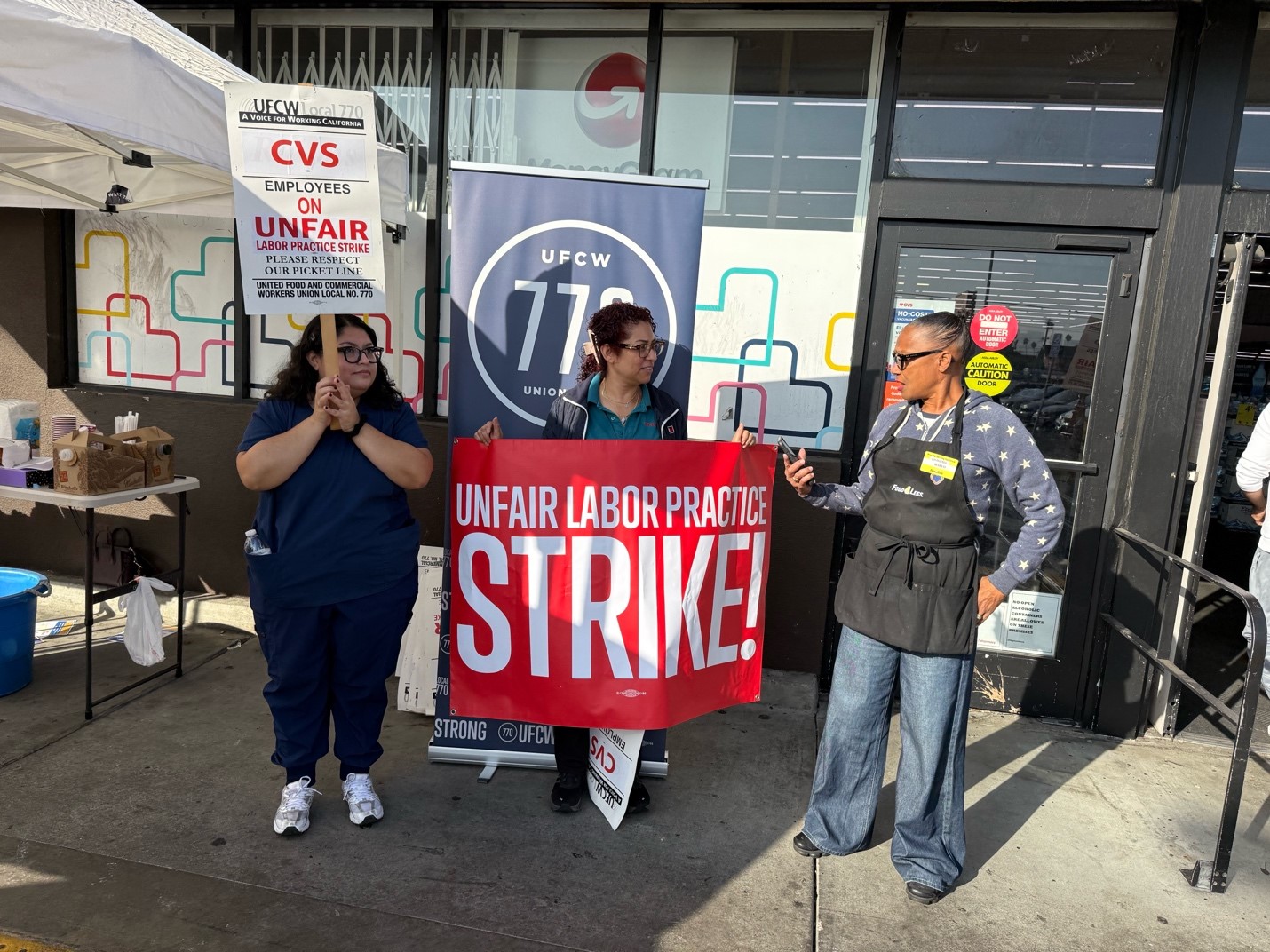 CVS workers battle their ‘Extra Careless’ boss – People's World