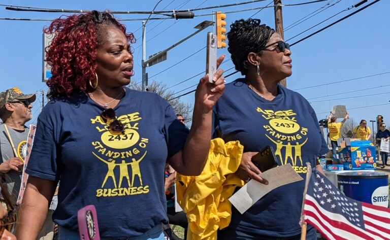 Dallas vets and labor allies rally to save VA hospital from DOGE ...