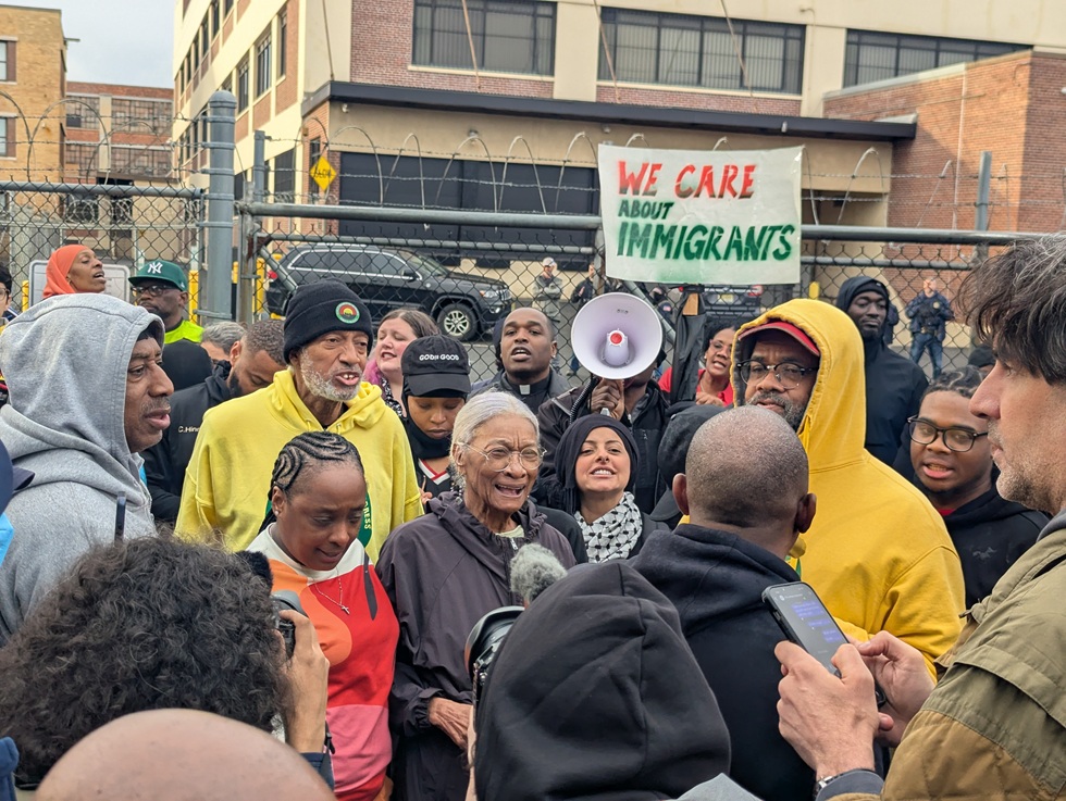 Newark mayor Ras Baraka freed after being seized by Homeland Security ...