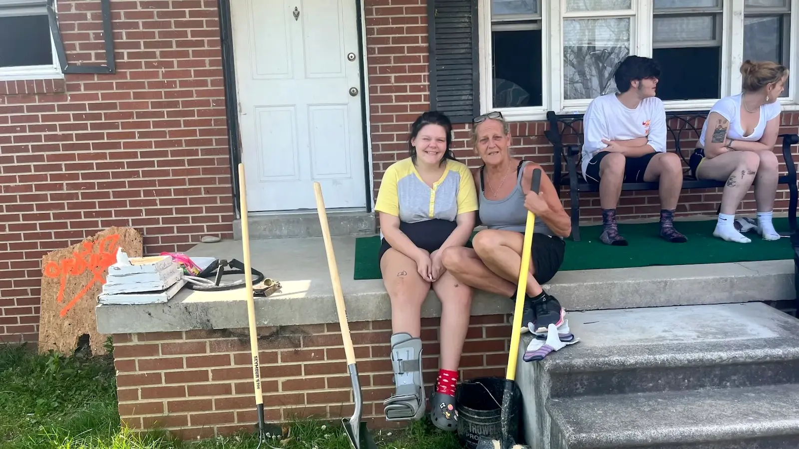 Kentucky tornadoes spur mounting anxiety over weather service warning ...