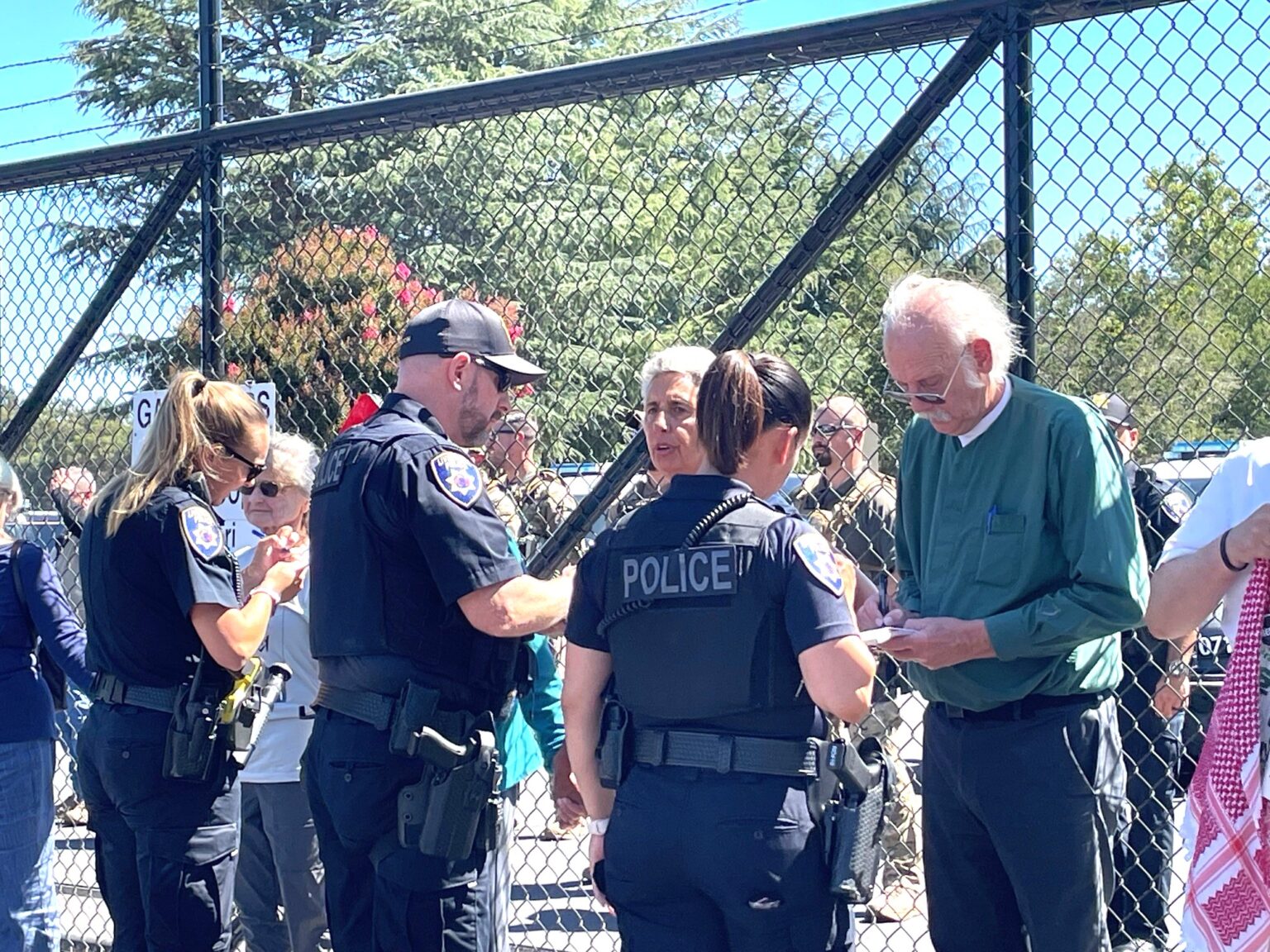 Nuclear weapon opponents gather at Livermore Lab to declare: ‘Never Again!’ – People's World