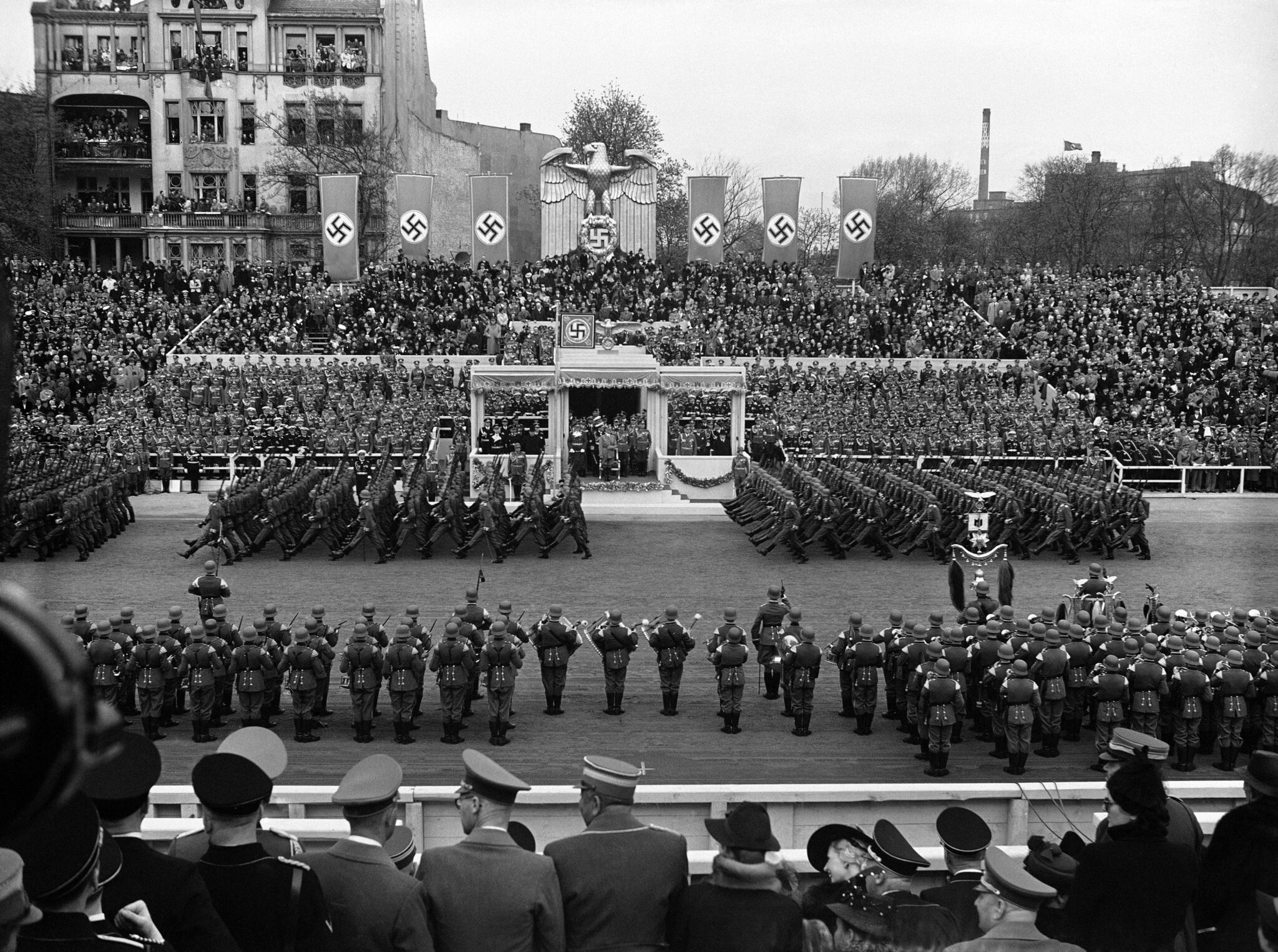 Fascist forms: Reactionary imagery and the Trump regime’s far-right ...