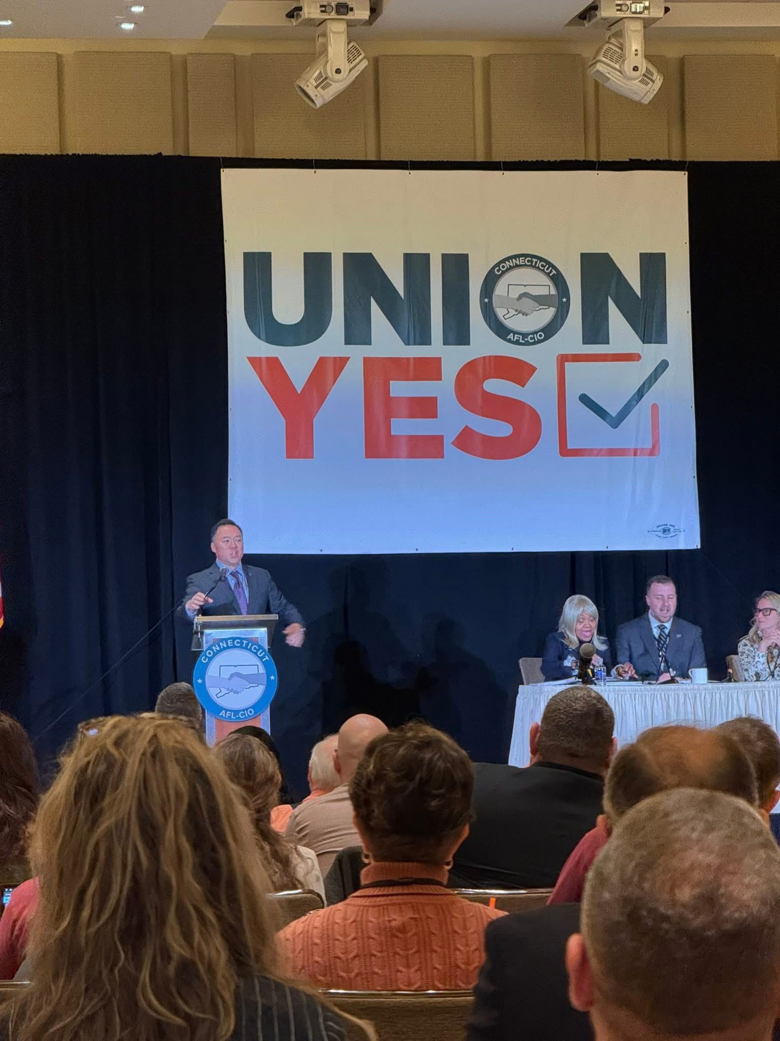Connecticut AFL-CIO says “stand up, fight back” – People's World
