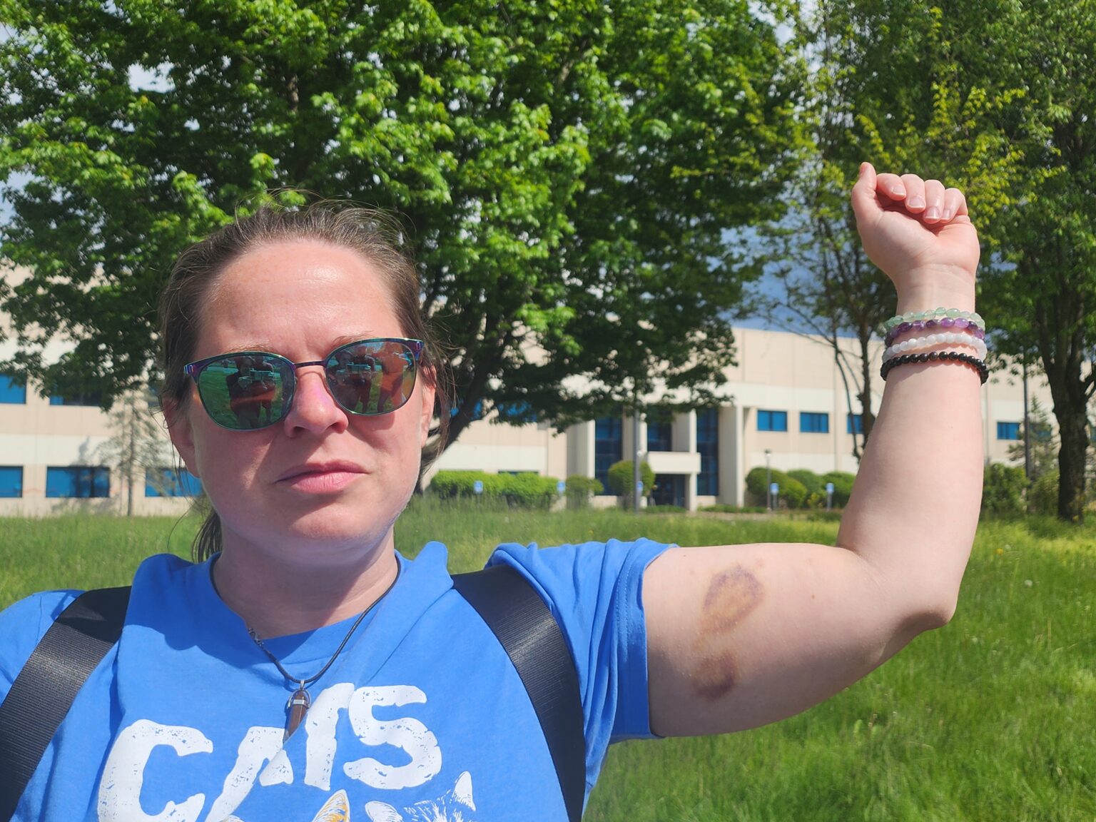 How to win friends and fight a detention center – People's World